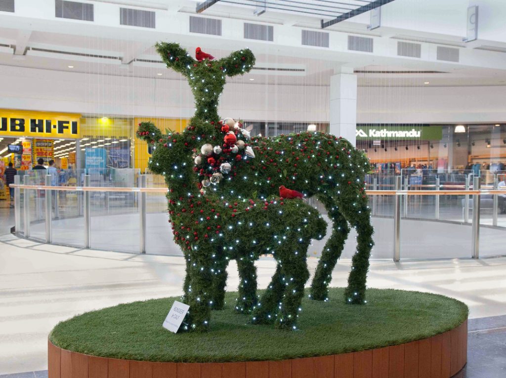 Topiary Deer & Archways | Custom Topiary Items | Barrango, MFG